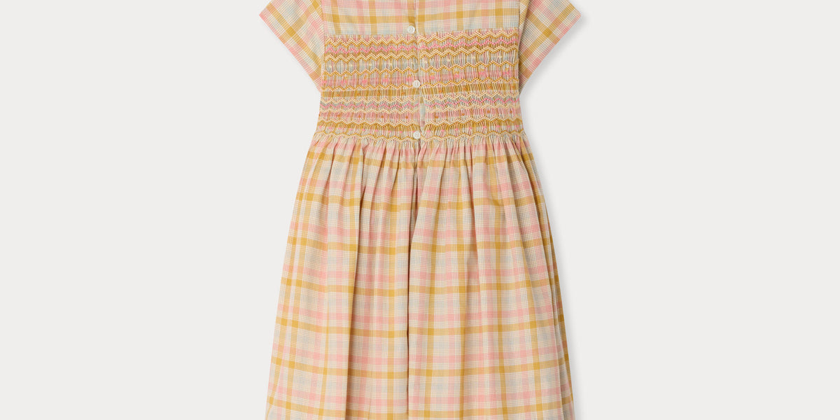 Robe Duchesse à carreaux smockée et brodée main en coton biologique ...